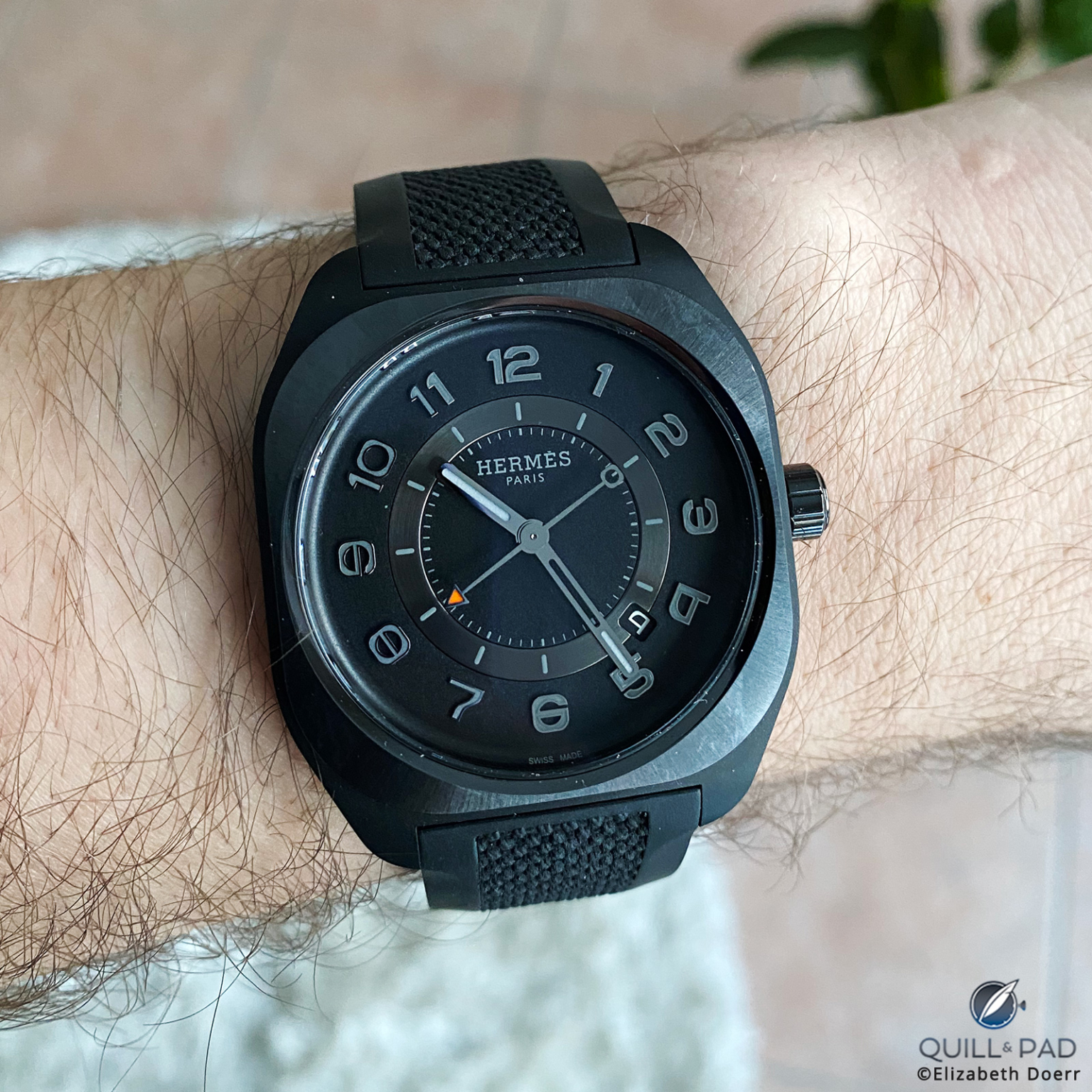 New Hermès HO8: A Square Take On The Casual Sporty Watch – Quill & Pad