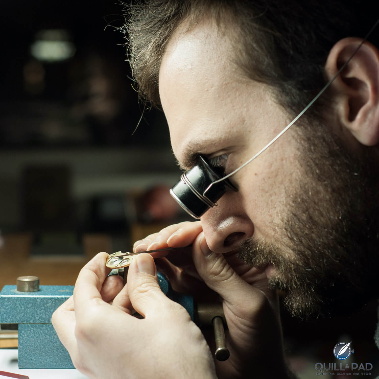 Raul Pagès Régulateur à Détente RP1: Innovating Tradition - Quill & Pad