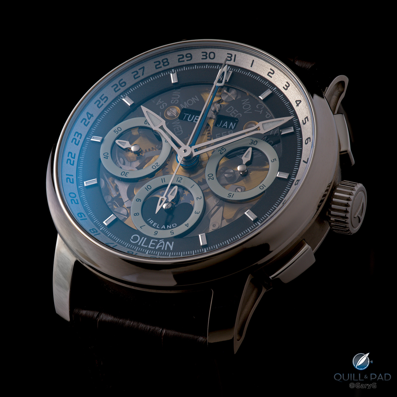 Behind the Lens: Oileán H-B1 Triple Calendar Chronograph by John ...